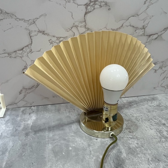 Accents | Vintage Accordion Fan Table Lamp Mcm Mid Century Modern Brass ...